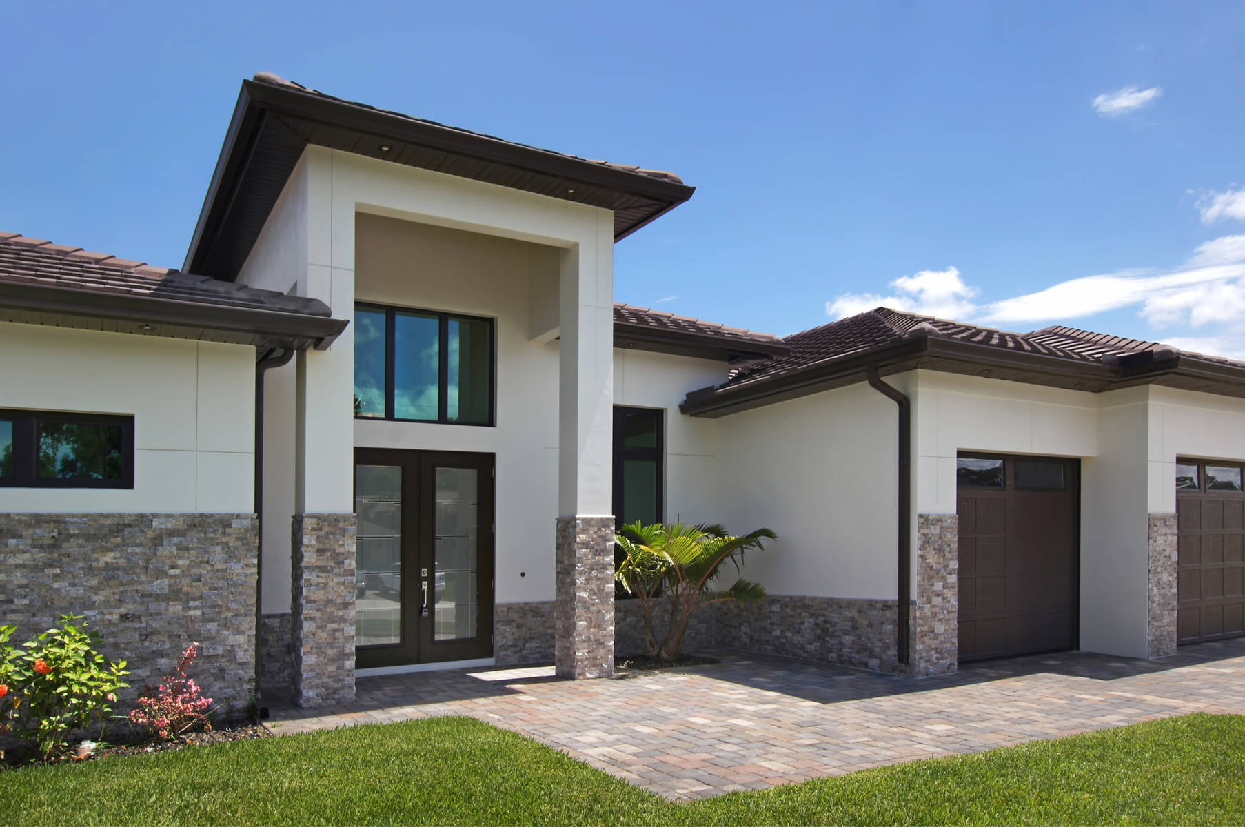 SWFL360 provides Virtual Tours and Photograpy in Cape Coral, Fort Myers ...